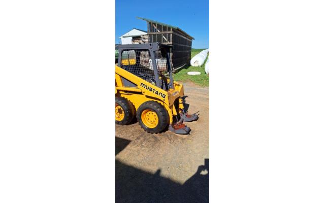 2004 Mustang 2044 Skid Steer Loader for sale in Gap, Pennsylvania 17527 ...